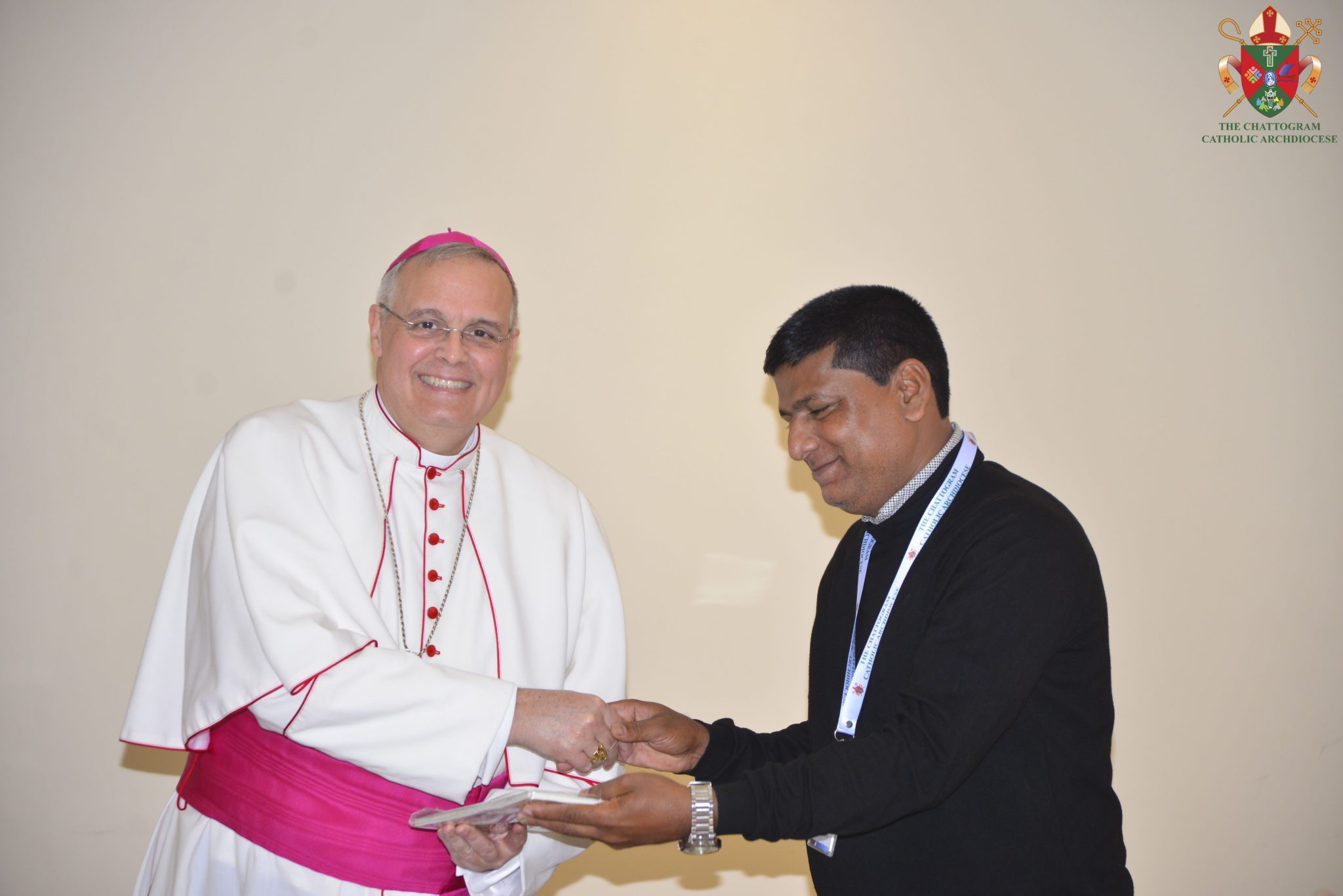 His Excellency Archbishop Kevin Randall, DD meets Chattogram ...